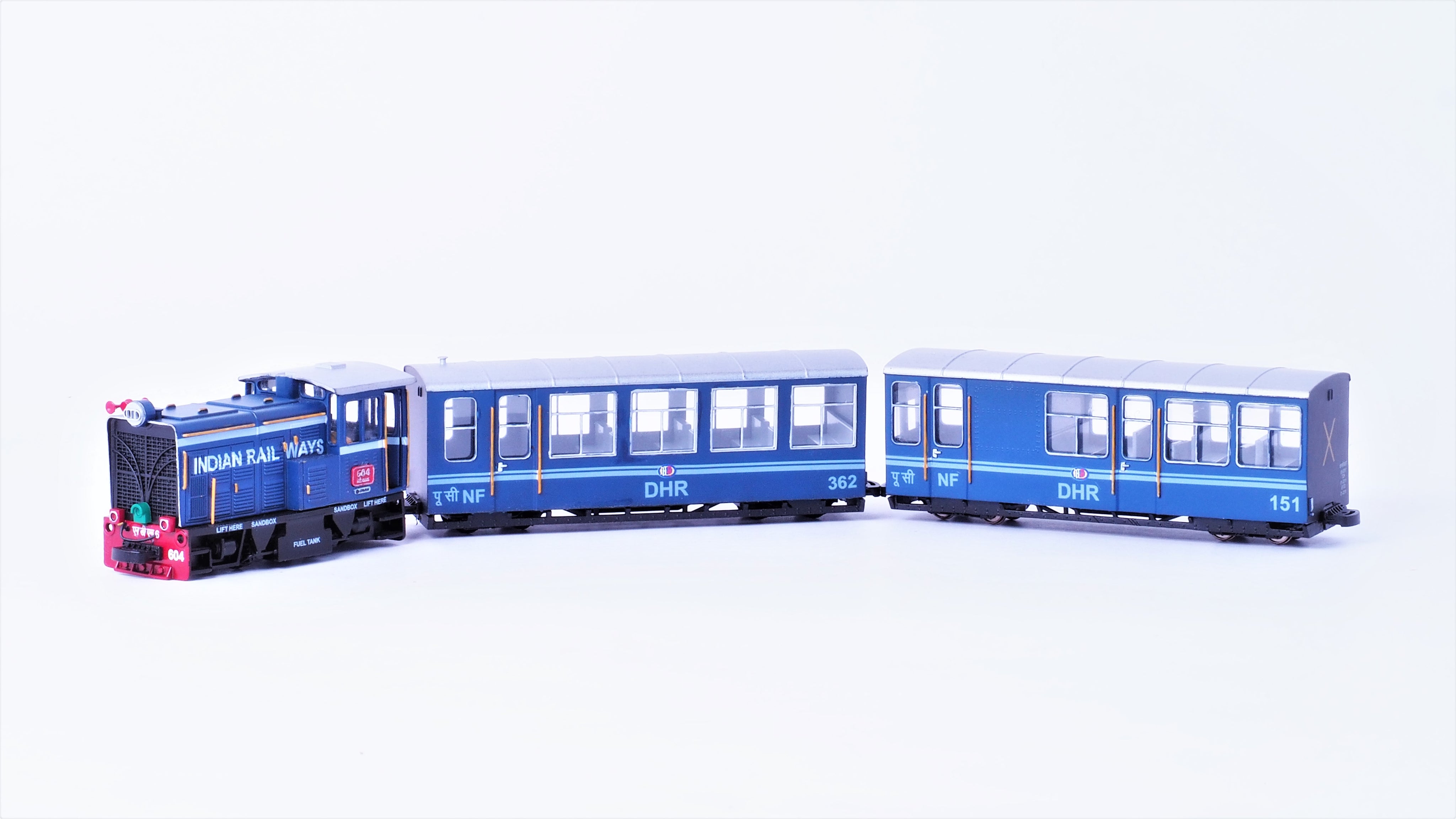 DHR Display Trainset, 2nd Class - LIMITED EDITION – Precision Model Works